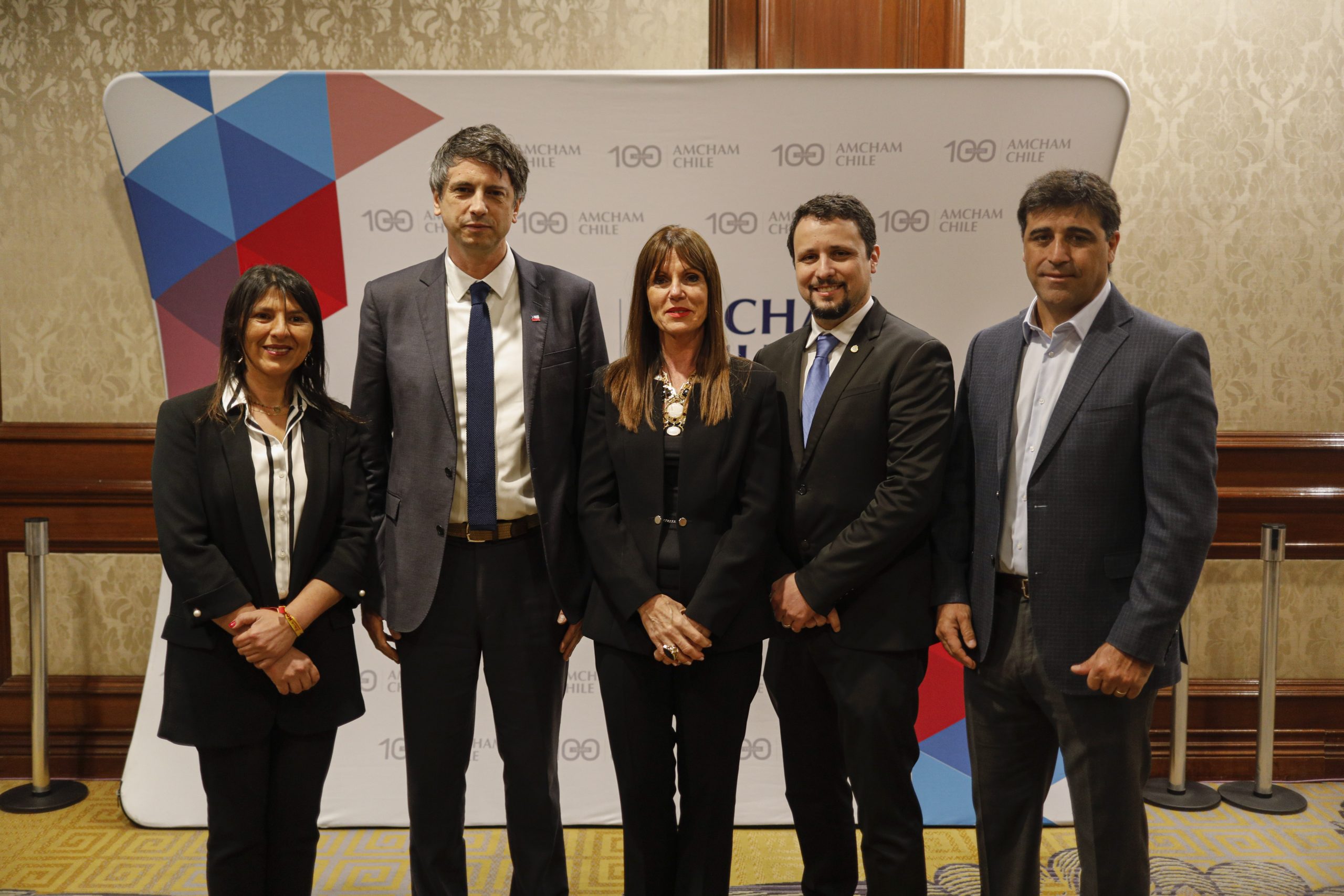 Amcham Chile, Centro de Innovación UC y FCH apuestan por la ...